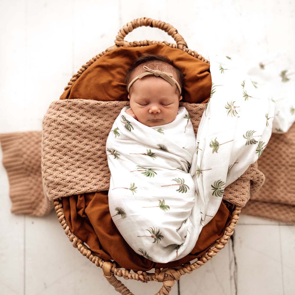 Green Palm Muslin Wrap Birth Announcement Set | Snuggle Hunny
