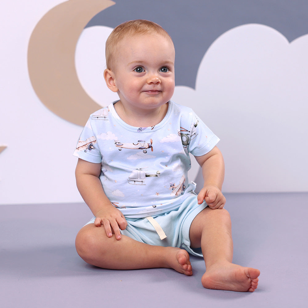 Taking Flight Organic Baby T-Shirt | Snuggle Hunny
